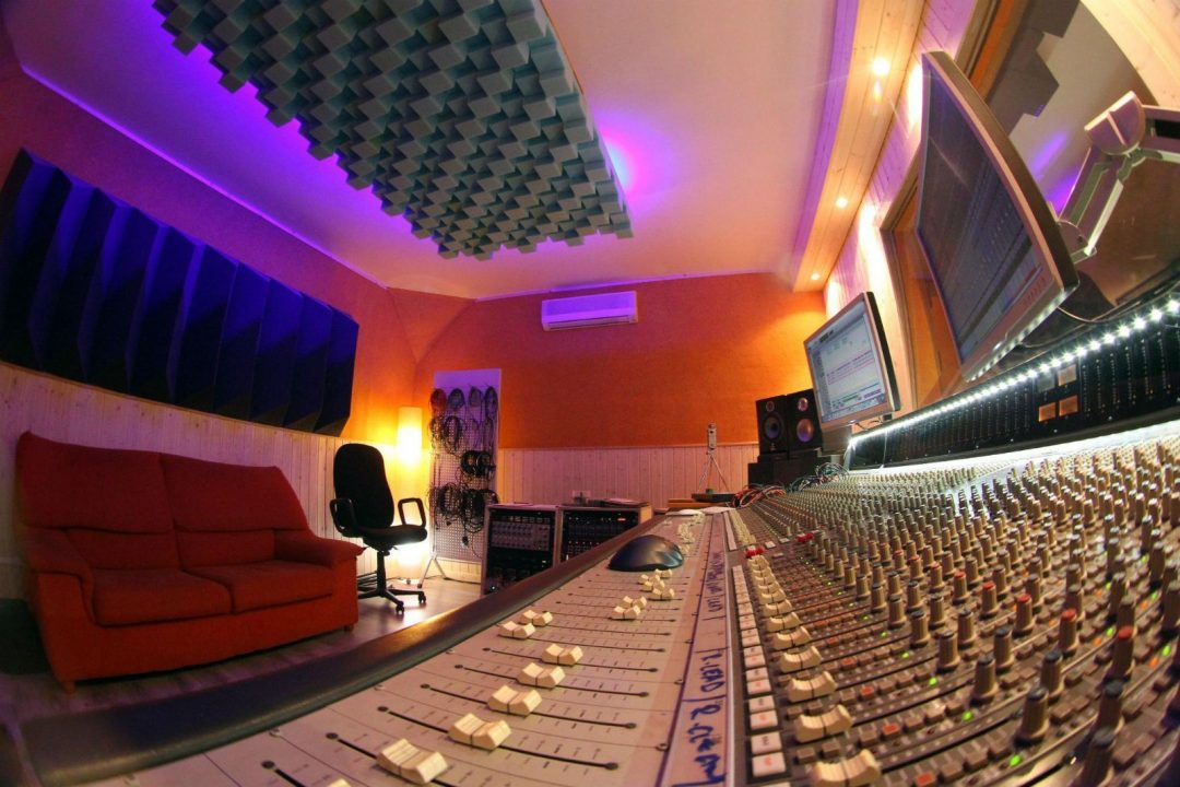 Arcane Planet, un espacio para el sonido en el Oeste | ZOES Barrio del ...